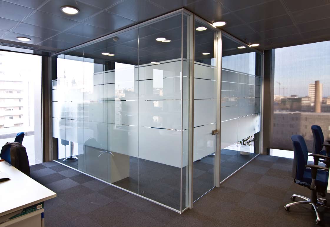 Office Space separation can increase employee productivity - Adore More